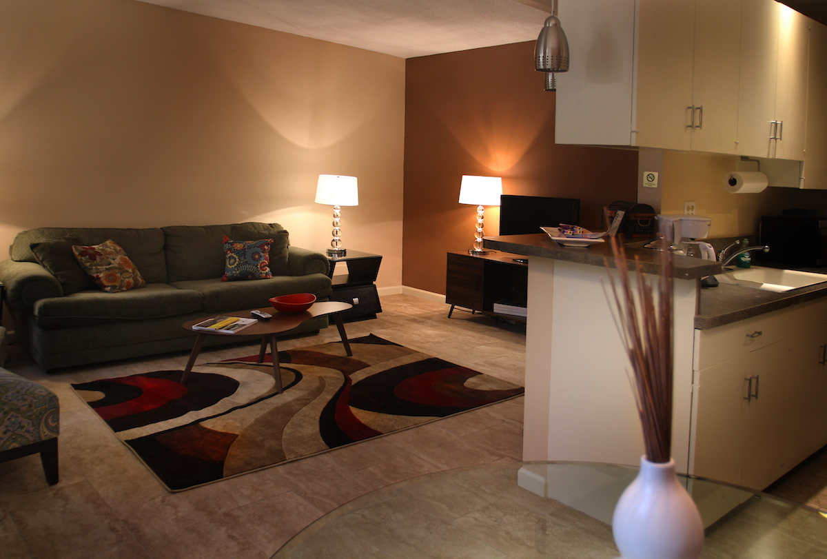 The Triangle Inn: Same Time Next Year - Palm Springs Preferred Small Hotels